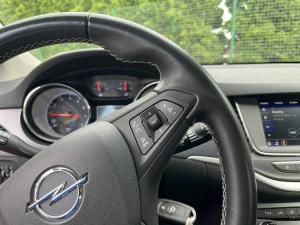 Pelēks Opel Astra 2020 Jelgava, ar dzinēja tilpumu 1.20 L un nobraukumu 64 tūkst. km par 7590 €, foto 18 vietnē AUTOMOTO.COM.LV