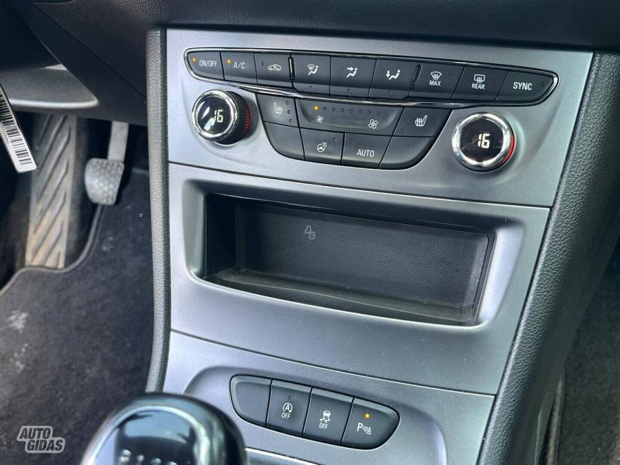 Grey Opel Astra 2020 in Marijampole, with an engine capacity of 1.50 L and mileage of 236 thousand km for 7500 €, photo 12 on AUTOMOTO.COM.LV