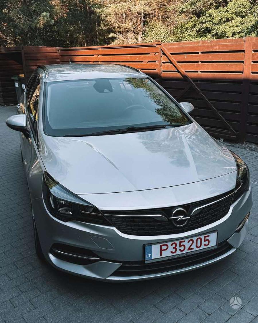 Grey Opel Astra 2020 in Klaipeda, with an engine capacity of 1.50 L and mileage of 88 thousand km for 8999 €, photo 3 on AUTOMOTO.COM.LV