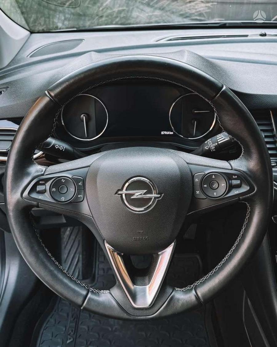 Grey Opel Astra 2020 in Klaipeda, with an engine capacity of 1.50 L and mileage of 88 thousand km for 8999 €, photo 14 on AUTOMOTO.COM.LV