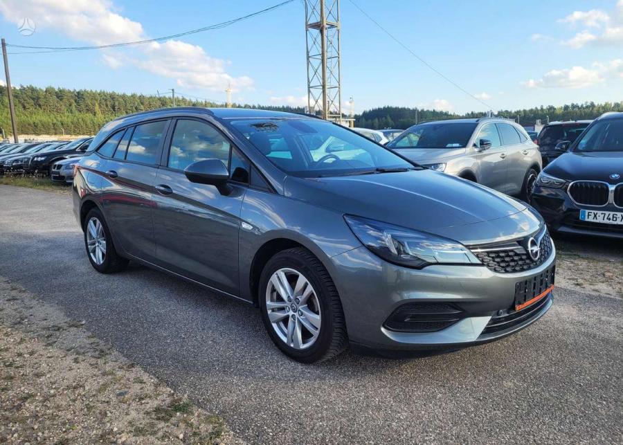 Grey Opel Astra 2021 in Vilnius, with an engine capacity of 1.20 L and mileage of 64 thousand km for 9900 €, photo 8 on AUTOMOTO.COM.LV