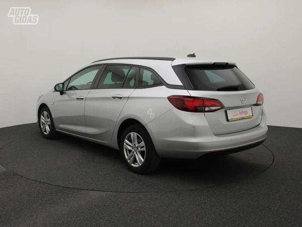 Grey Opel Astra 2021 in Vilnius, with an engine capacity of 1.40 L and mileage of 199 thousand km for 9899 €, photo 7 on AUTOMOTO.COM.LV