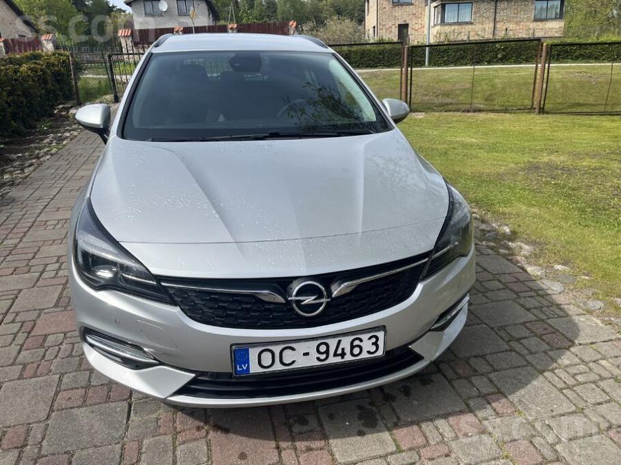 Grey Opel Astra 2021 in Riga, with an engine capacity of 1.50 L and mileage of 155 thousand km for 7650 €, photo 1 on AUTOMOTO.COM.LV