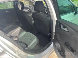 Grey Opel Astra 2021 in Riga, with an engine capacity of 1.50 L and mileage of 155 thousand km for 7650 €, photo 10 on AUTOMOTO.COM.LV