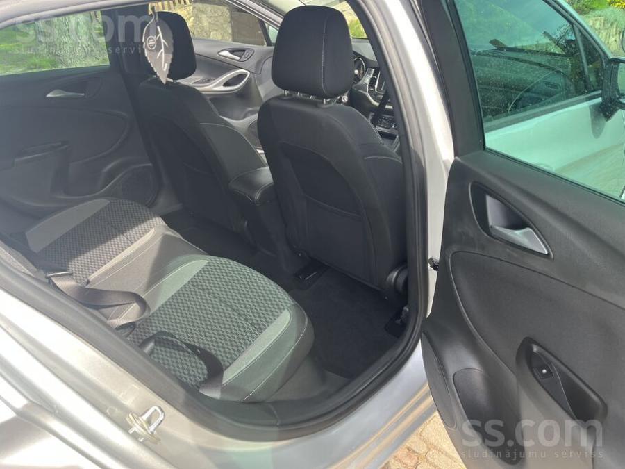 Grey Opel Astra 2021 in Riga, with an engine capacity of 1.50 L and mileage of 155 thousand km for 7650 €, photo 10 on AUTOMOTO.COM.LV