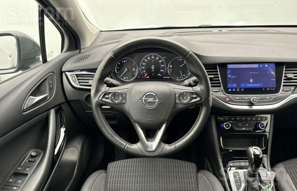Grey Opel Astra 2021 in Jelgava, with an engine capacity of 1.50 L and mileage of 193 thousand km for 10900 €, photo 3 on AUTOMOTO.COM.LV