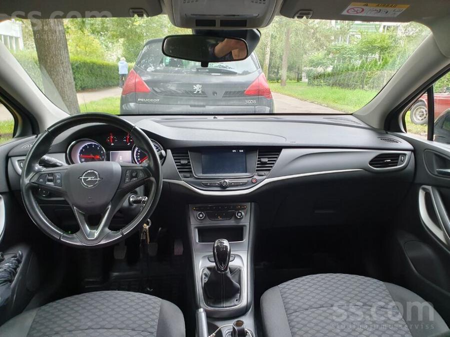 Grey Opel Astra 2021 in Jurmala, with an engine capacity of 1.20 L and mileage of 130 thousand km for 8800 €, photo 10 on AUTOMOTO.COM.LV
