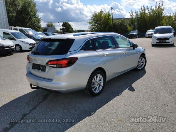 Grey Opel Astra 2021 in Tartu, with an engine capacity of 1.50 L and mileage of 127 thousand km for 9999 €, photo 3 on AUTOMOTO.COM.LV