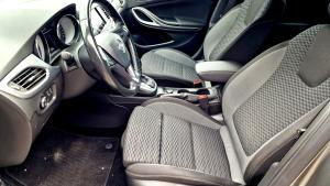 Grey Opel Astra 2022 in Kretinga, with an engine capacity of 1.50 L and mileage of 108 thousand km for 8999 €, photo 31 on AUTOMOTO.COM.LV