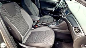 Grey Opel Astra 2022 in Kretinga, with an engine capacity of 1.50 L and mileage of 108 thousand km for 8999 €, photo 35 on AUTOMOTO.COM.LV