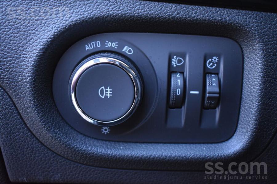 Pelēks Opel Astra 2022 Talsi, ar dzinēja tilpumu 1.50 L un nobraukumu 120 tūkst. km par 9000 €, foto 13 vietnē AUTOMOTO.COM.LV