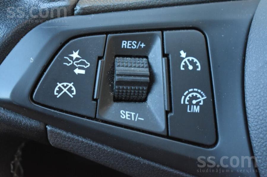 Pelēks Opel Astra 2022 Talsi, ar dzinēja tilpumu 1.50 L un nobraukumu 120 tūkst. km par 9000 €, foto 14 vietnē AUTOMOTO.COM.LV