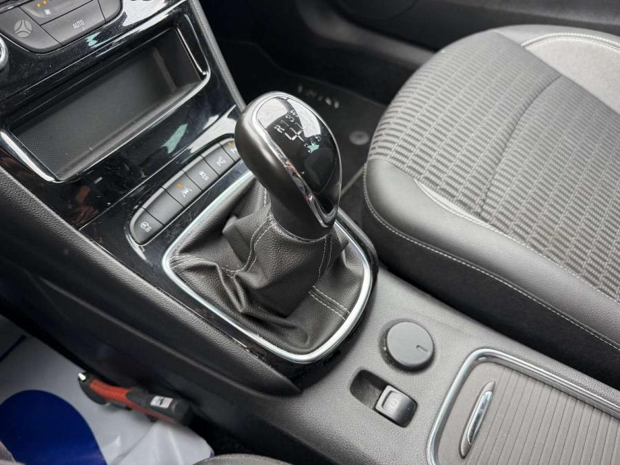 Pelēks Opel Astra 2022 Viļņa, ar dzinēja tilpumu 1.20 L un nobraukumu 213 tūkst. km par 8650 €, foto 20 vietnē AUTOMOTO.COM.LV