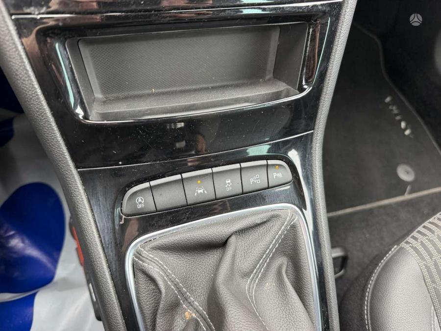 Pelēks Opel Astra 2022 Viļņa, ar dzinēja tilpumu 1.20 L un nobraukumu 213 tūkst. km par 8650 €, foto 21 vietnē AUTOMOTO.COM.LV