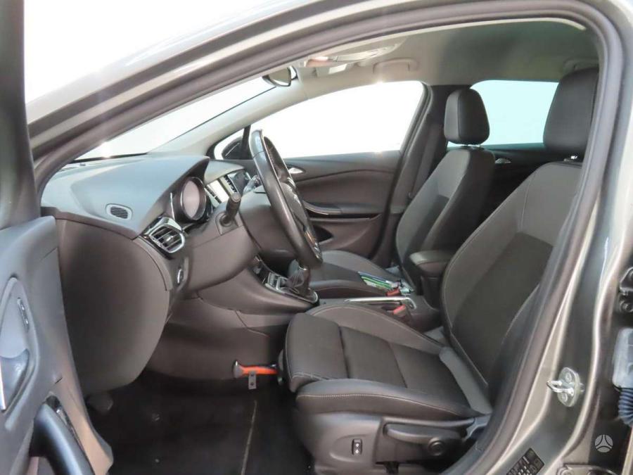 Pelēks Opel Astra 2022 Viļņa, ar dzinēja tilpumu 1.20 L un nobraukumu 213 tūkst. km par 8650 €, foto 32 vietnē AUTOMOTO.COM.LV