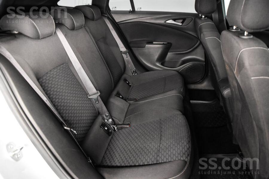 Pelēks Opel Astra 2022 Rīga, ar dzinēja tilpumu 1.40 L un nobraukumu 98 tūkst. km par 9990 €, foto 16 vietnē AUTOMOTO.COM.LV