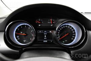 Pelēks Opel Astra 2022 Rīga, ar dzinēja tilpumu 1.40 L un nobraukumu 98 tūkst. km par 9990 €, foto 22 vietnē AUTOMOTO.COM.LV