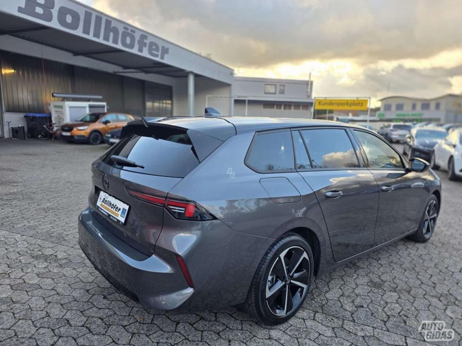 Grey Opel Astra 2024 in Kaunas, with an engine capacity of 1.20 L and mileage of 13 thousand km for 25351 €, photo 4 on AUTOMOTO.COM.LV