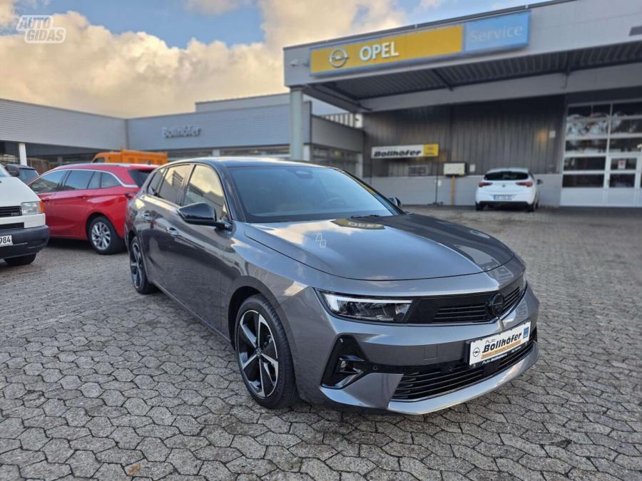 Grey Opel Astra 2024 in Kaunas, with an engine capacity of 1.20 L and mileage of 13 thousand km for 25351 €, photo 6 on AUTOMOTO.COM.LV
