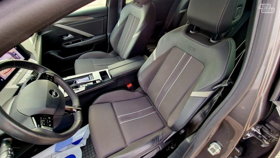 Pelēks Opel Astra 2024 Kretinga, ar dzinēja tilpumu 1.50 L un nobraukumu 81 tūkst. km par 16900 €, foto 19 vietnē AUTOMOTO.COM.LV