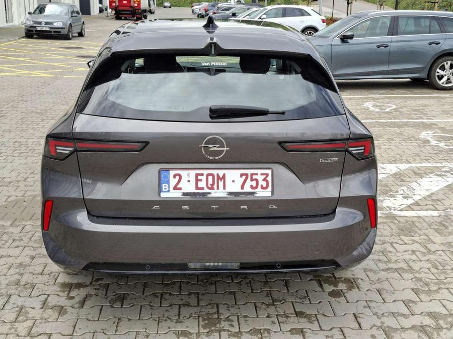 Pelēks Opel Astra 2024 Viļņa, ar dzinēja tilpumu 1.60 L un nobraukumu 43 tūkst. km par 18500 €, foto 7 vietnē AUTOMOTO.COM.LV