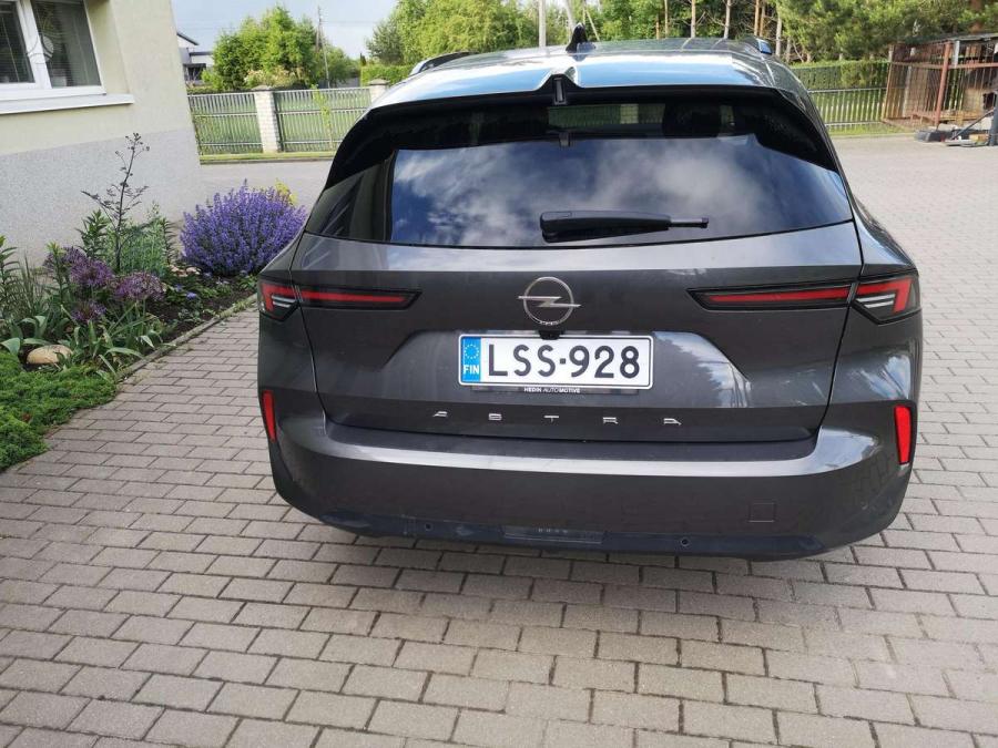 Grey Opel Astra 2024 in Siauliai, with an engine capacity of 1.20 L and mileage of 27 thousand km for 11900 €, photo 6 on AUTOMOTO.COM.LV