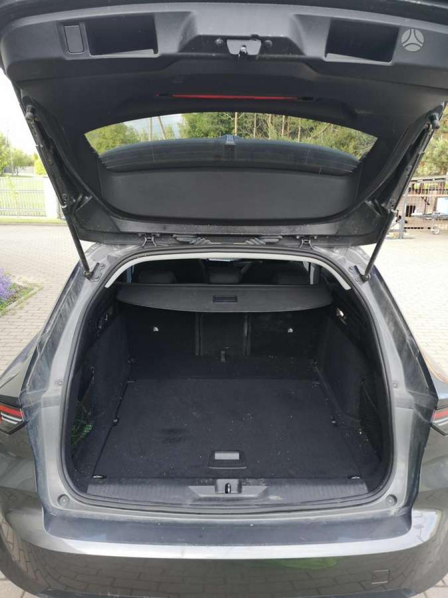 Grey Opel Astra 2024 in Siauliai, with an engine capacity of 1.20 L and mileage of 27 thousand km for 11900 €, photo 13 on AUTOMOTO.COM.LV