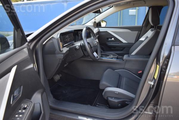 Pelēks Opel Astra 2024 Rīga, ar dzinēja tilpumu 1.50 L un nobraukumu 85 tūkst. km par 14900 €, foto 3 vietnē AUTOMOTO.COM.LV