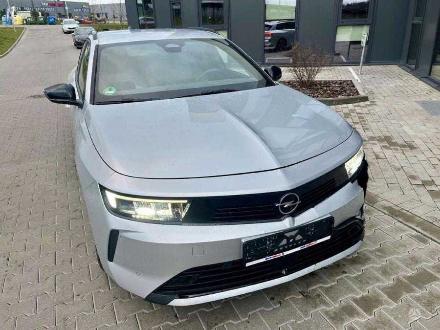 Pelēks Opel Astra 2025 Kauņa, ar dzinēja tilpumu 1.50 L un nobraukumu 875 tūkst. km par 18150 €, foto 2 vietnē AUTOMOTO.COM.LV