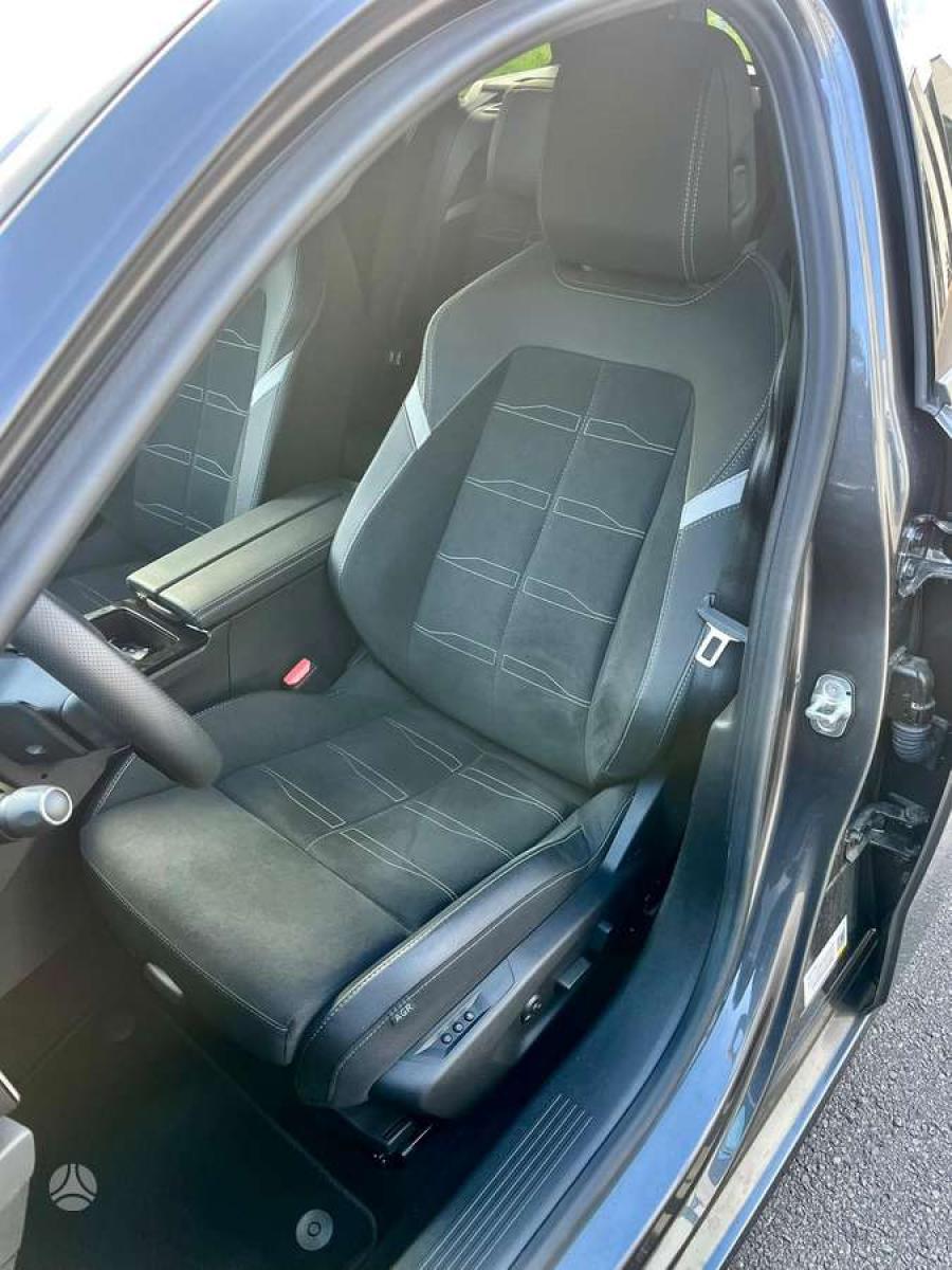 Grey Opel Astra 2025 in Kaunas, with an engine capacity of 1.20 L and mileage of 8 thousand km for 22500 €, photo 14 on AUTOMOTO.COM.LV