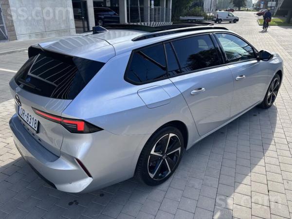 Pelēks Opel Astra 2025 Rīga, ar dzinēja tilpumu 1.50 L un nobraukumu 11 tūkst. km par 22500 €, foto 4 vietnē AUTOMOTO.COM.LV