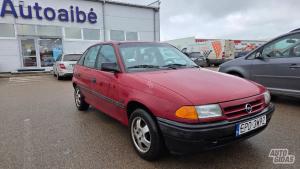 Opel Astra 1993 Marijampole, ar dzinēja tilpumu 1.60 L un nobraukumu 191 tūkst. km par 700 €, foto 18 vietnē AUTOMOTO.COM.LV