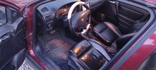 Opel Astra 1998 in Vilnius, with an engine capacity of 1.60 L and mileage of 111 thousand km for 950 €, photo 2 on AUTOMOTO.COM.LV