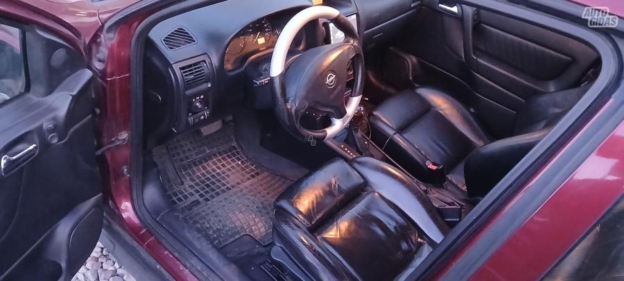 Opel Astra 1998 Viļņa, ar dzinēja tilpumu 1.60 L un nobraukumu 111 tūkst. km par 950 €, foto 3 vietnē AUTOMOTO.COM.LV