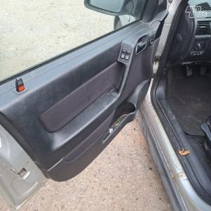 Opel Astra 1999 in Alytus, with an engine capacity of 2.00 L and mileage of 333 thousand km for 275 €, photo 4 on AUTOMOTO.COM.LV