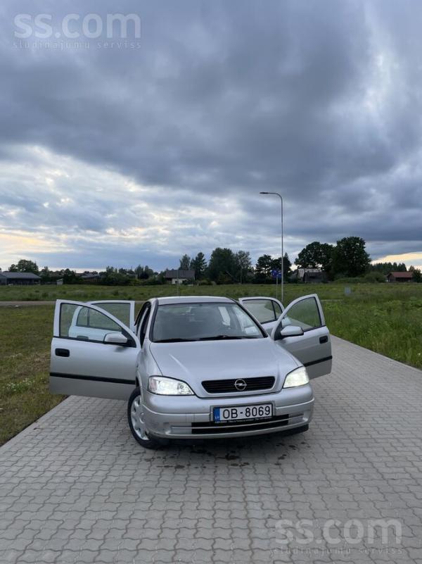 Opel Astra 2000 Rīga, ar dzinēja tilpumu 1.60 L un nobraukumu 170 tūkst. km par 1200 €, foto 3 vietnē AUTOMOTO.COM.LV