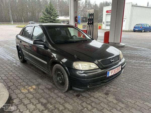 Opel Astra 2000 Kauņa, ar dzinēja tilpumu 2.00 L un nobraukumu 260 tūkst. km par 300 €, foto 1 vietnē AUTOMOTO.COM.LV