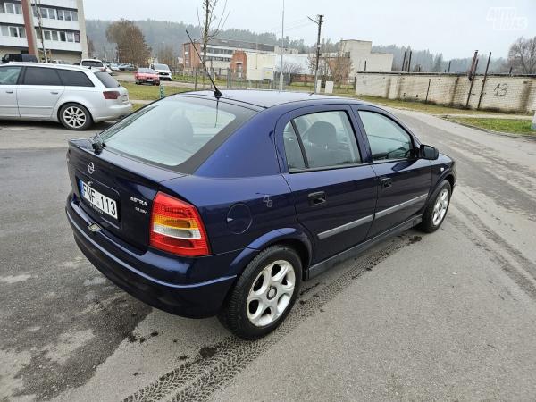Opel Astra 2000 in Prienai, with an engine capacity of 1.60 L and mileage of 202 thousand km for 1000 €, photo 5 on AUTOMOTO.COM.LV