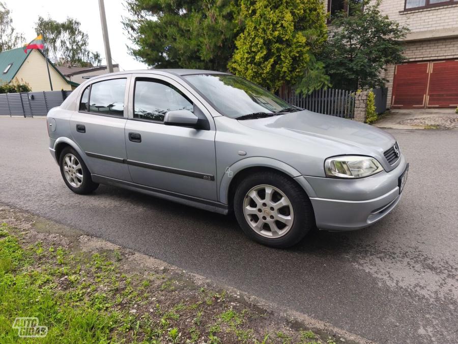 Opel Astra 2000 Kauņa, ar dzinēja tilpumu 2.00 L un nobraukumu 150 tūkst. km par 1000 €, foto 4 vietnē AUTOMOTO.COM.LV