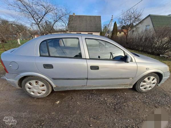 Opel Astra 2001 in Vilnius, with an engine capacity of 1.70 L and mileage of 345 thousand km for 290 €, photo 2 on AUTOMOTO.COM.LV