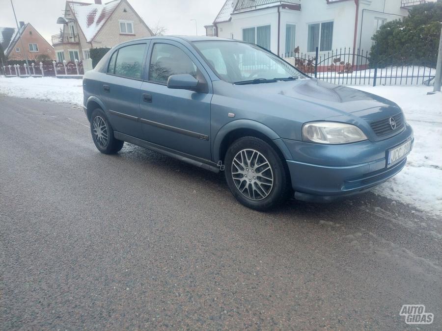 Opel Astra 2001 in Pakruojis, with an engine capacity of 2.00 L and mileage of 330 thousand km for 480 €, photo 1 on AUTOMOTO.COM.LV
