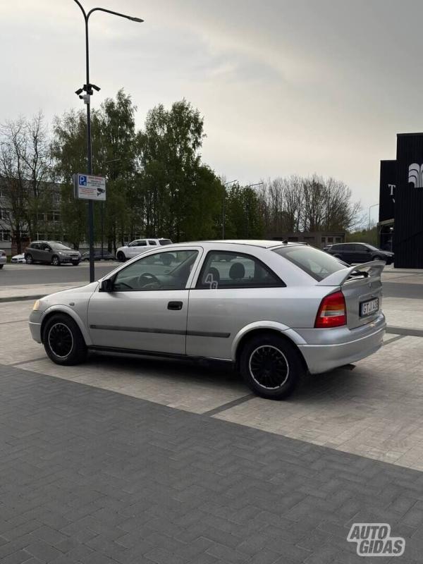 Opel Astra 2001 Šauļi, ar dzinēja tilpumu 1.70 L un nobraukumu 328 tūkst. km par 850 €, foto 5 vietnē AUTOMOTO.COM.LV