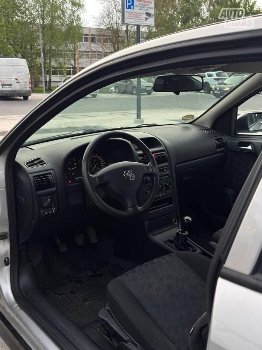 Opel Astra 2001 Šauļi, ar dzinēja tilpumu 1.70 L un nobraukumu 328 tūkst. km par 850 €, foto 8 vietnē AUTOMOTO.COM.LV