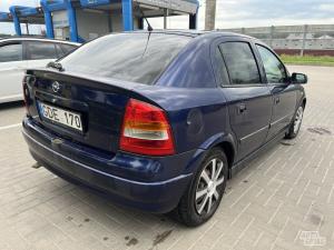 Opel Astra 2001 in Kaunas, with an engine capacity of 2.00 L and mileage of 320 thousand km for 555 €, photo 5 on AUTOMOTO.COM.LV