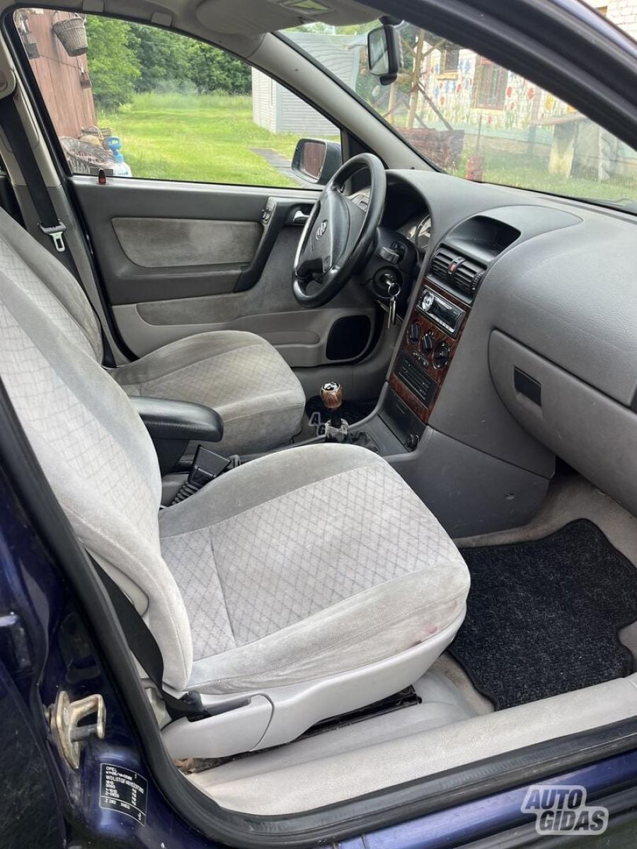 Opel Astra 2001 in Kaunas, with an engine capacity of 2.00 L and mileage of 320 thousand km for 555 €, photo 6 on AUTOMOTO.COM.LV