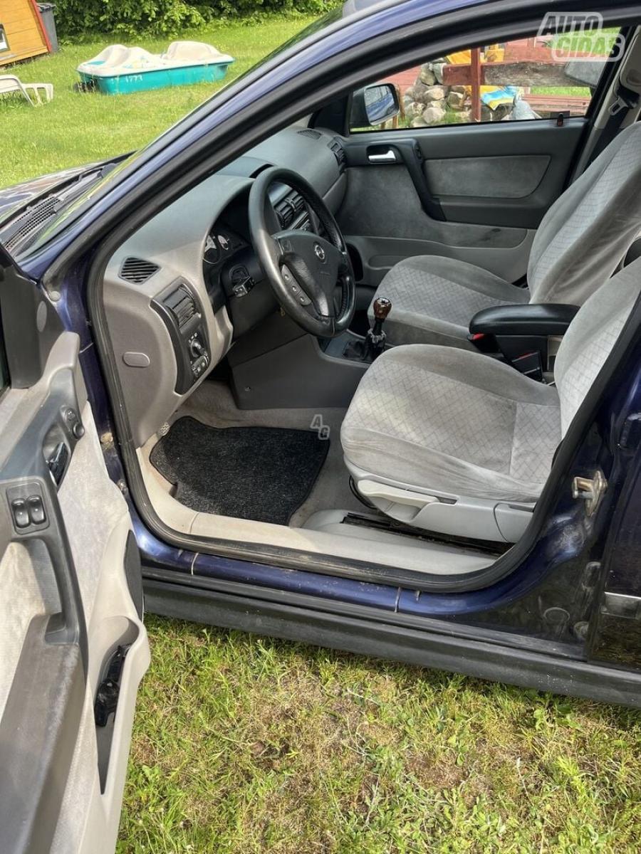 Opel Astra 2001 in Kaunas, with an engine capacity of 2.00 L and mileage of 320 thousand km for 555 €, photo 7 on AUTOMOTO.COM.LV