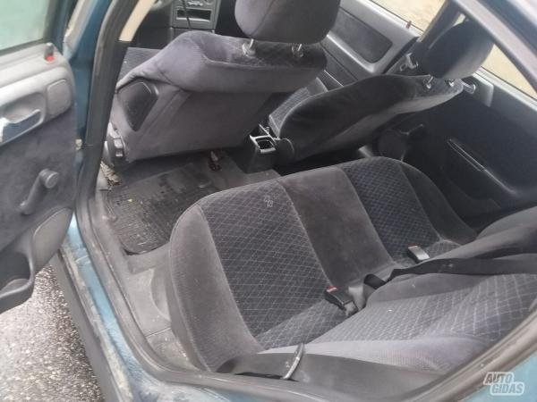 Opel Astra 2001 in Prienai, with an engine capacity of 2.00 L and mileage of 320 thousand km for 400 €, photo 10 on AUTOMOTO.COM.LV
