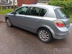 Opel Astra 2004 in Riga, with an engine capacity of 1.70 L and mileage of 283 thousand km for 550 €, photo 2 on AUTOMOTO.COM.LV