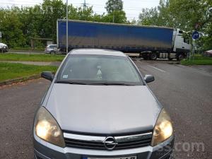 Opel Astra 2004 in Riga, with an engine capacity of 1.70 L and mileage of 283 thousand km for 550 €, photo 5 on AUTOMOTO.COM.LV