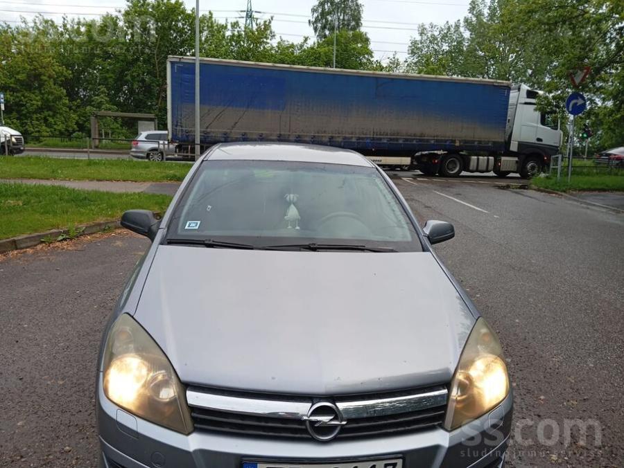 Opel Astra 2004 in Riga, with an engine capacity of 1.70 L and mileage of 283 thousand km for 550 €, photo 5 on AUTOMOTO.COM.LV
